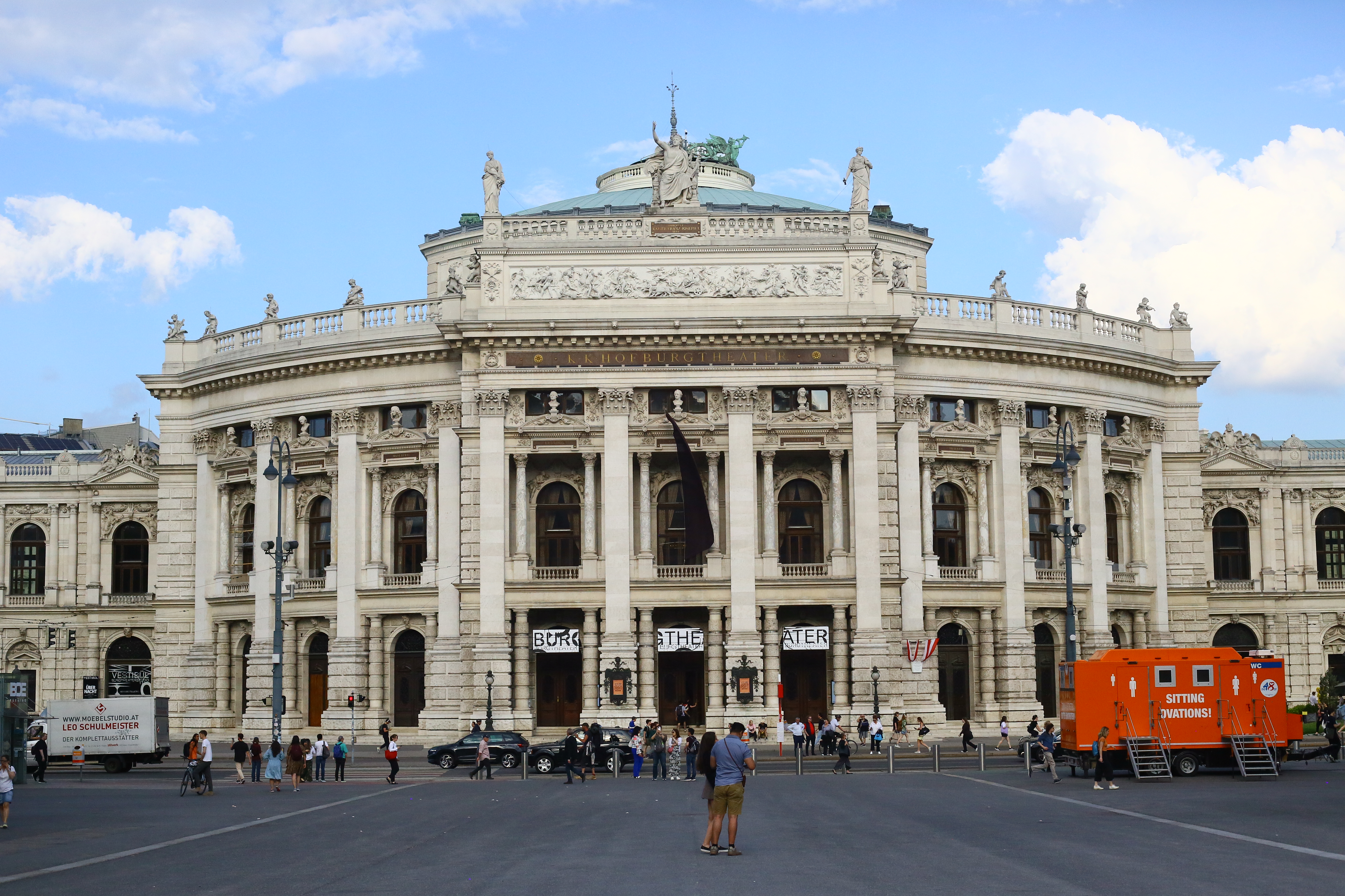 100 Unique Buildings in Vienna - Offbeat Budapest & Vienna