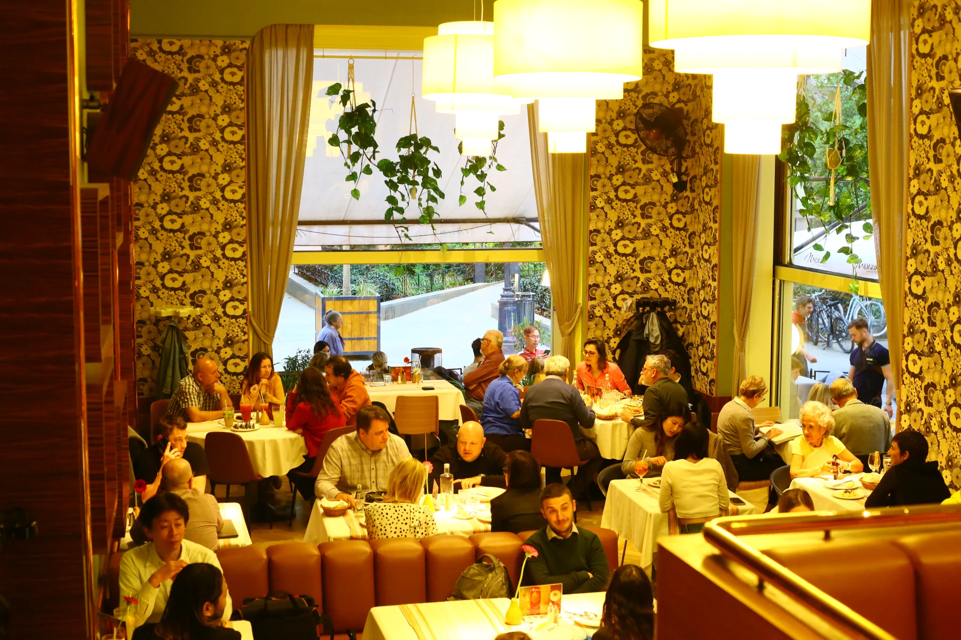 Menza Restaurant - Offbeat Budapest & Vienna