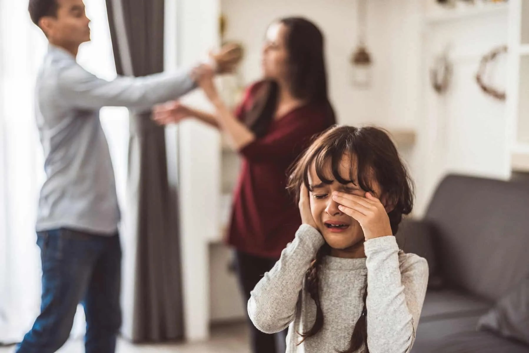 9 Clear Signs Your Husband Is a Bad Father