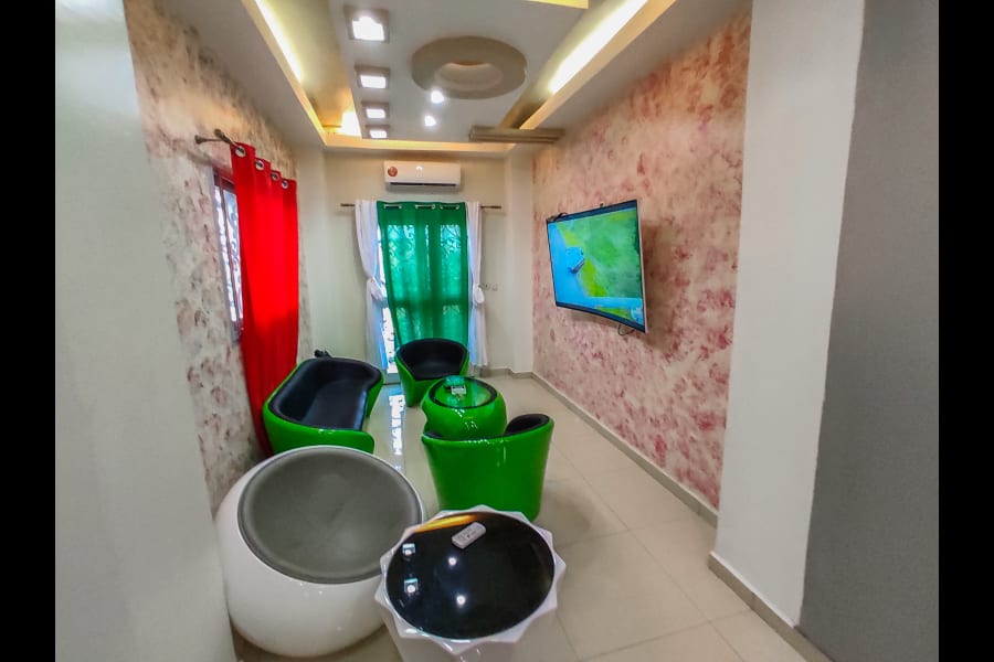 Nice Studio PDR - Douala, Km 5