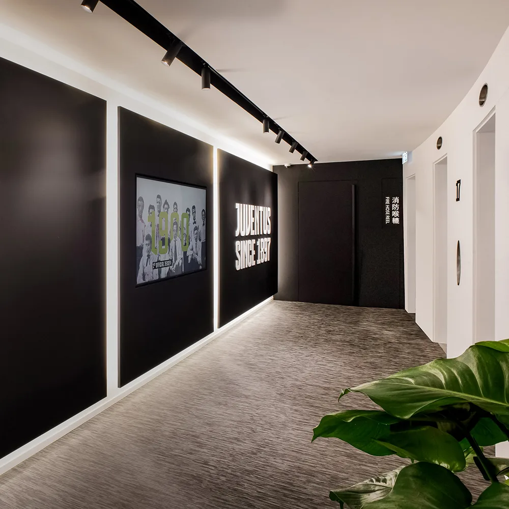 JUVENTUS HEADQUARTERS AND BRANCHES by LEM Agenzia Architettura | FENIX ...