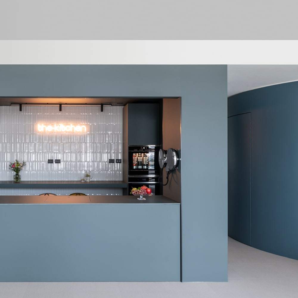 Two different uses of FENIX matched with X-KIN | FENIX materials and ...