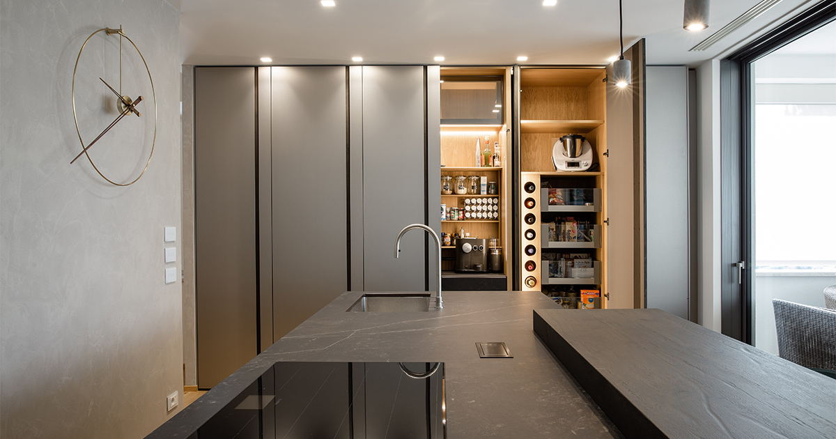 Spotlight on the ‘sunny’ design of kitchens made with FENIX NTA in ...