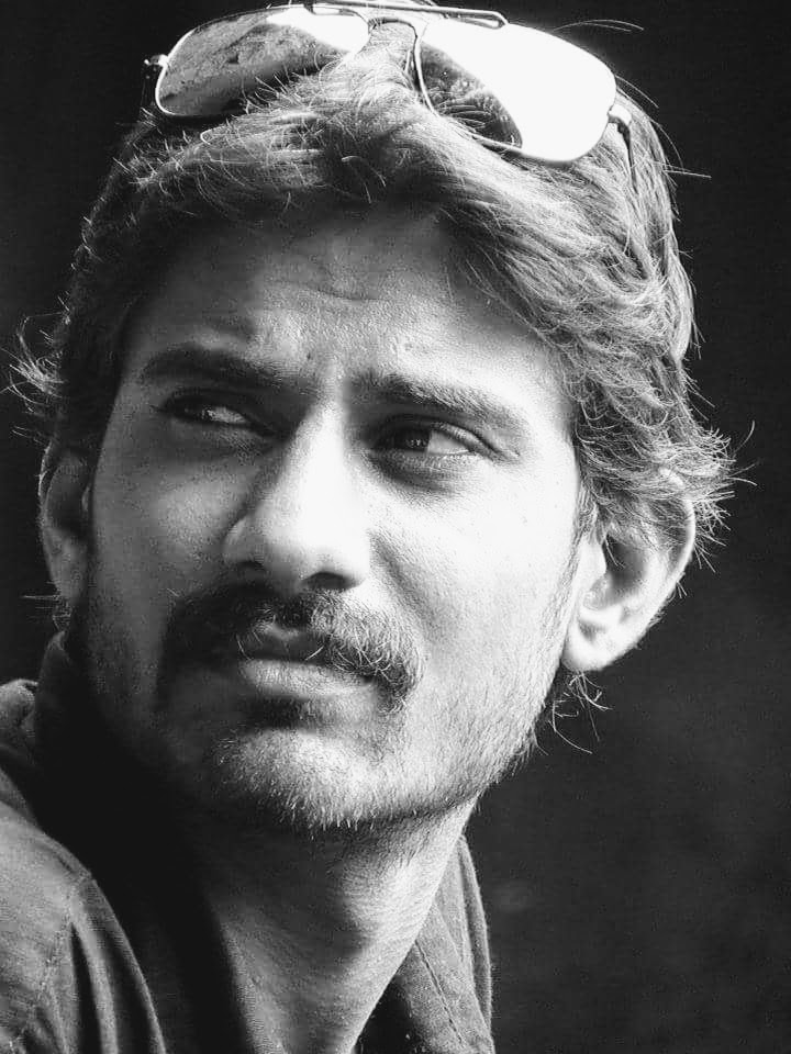 Purchase Online sketches and Drawings by Prominent Artists.