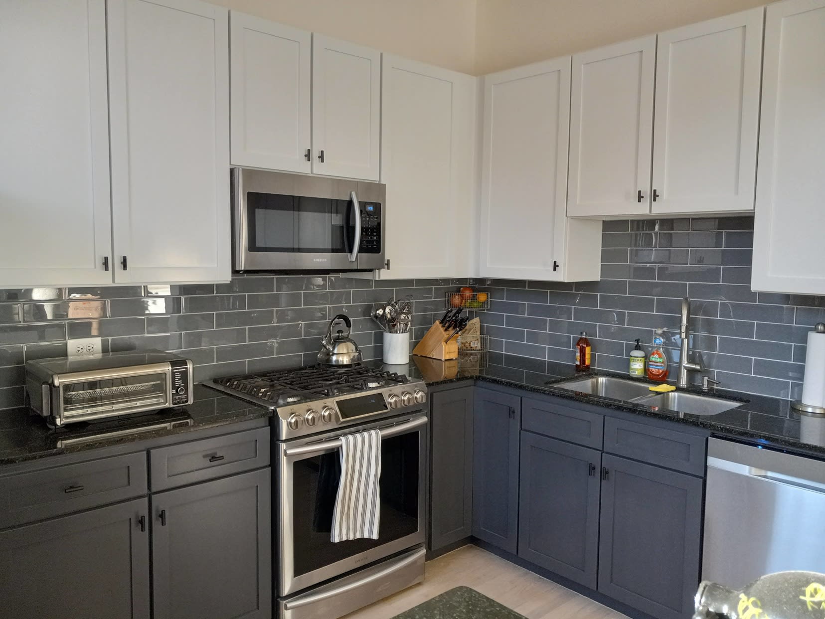 Pivot Painters | Painters Chicago | Top Rated - Pivot Painters Chicago