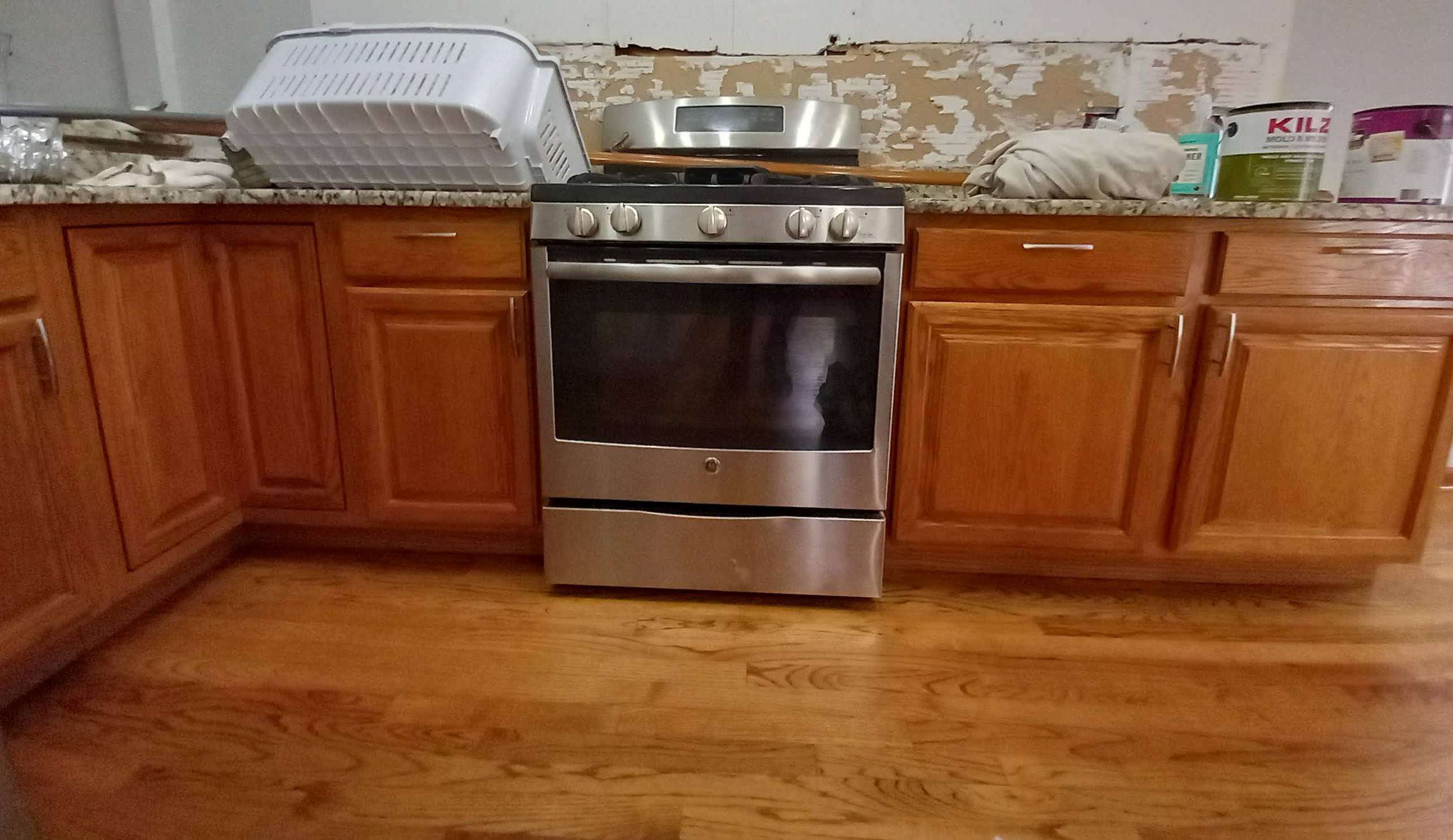 Pivot Painters | Cabinet Refinishing Chicago | Pivot Painters Chicago