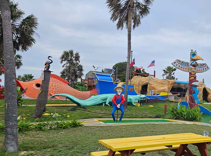 Magic Carpet Golf - The Best Putt-Putt Golf Course In Galveston