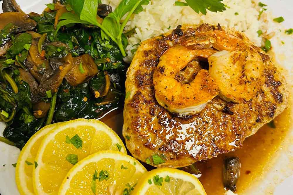 Huli Huli Hut - Great Atmosphere, Food, & Drinks