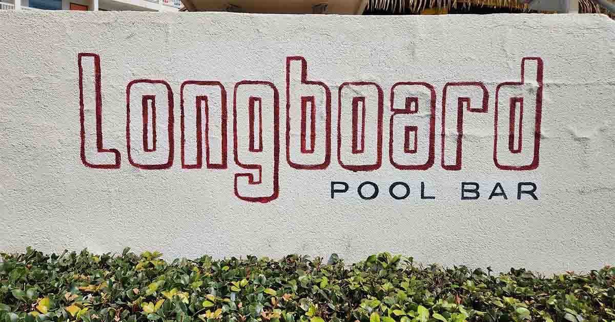 Longboard Pool Bar - Stay Galveston