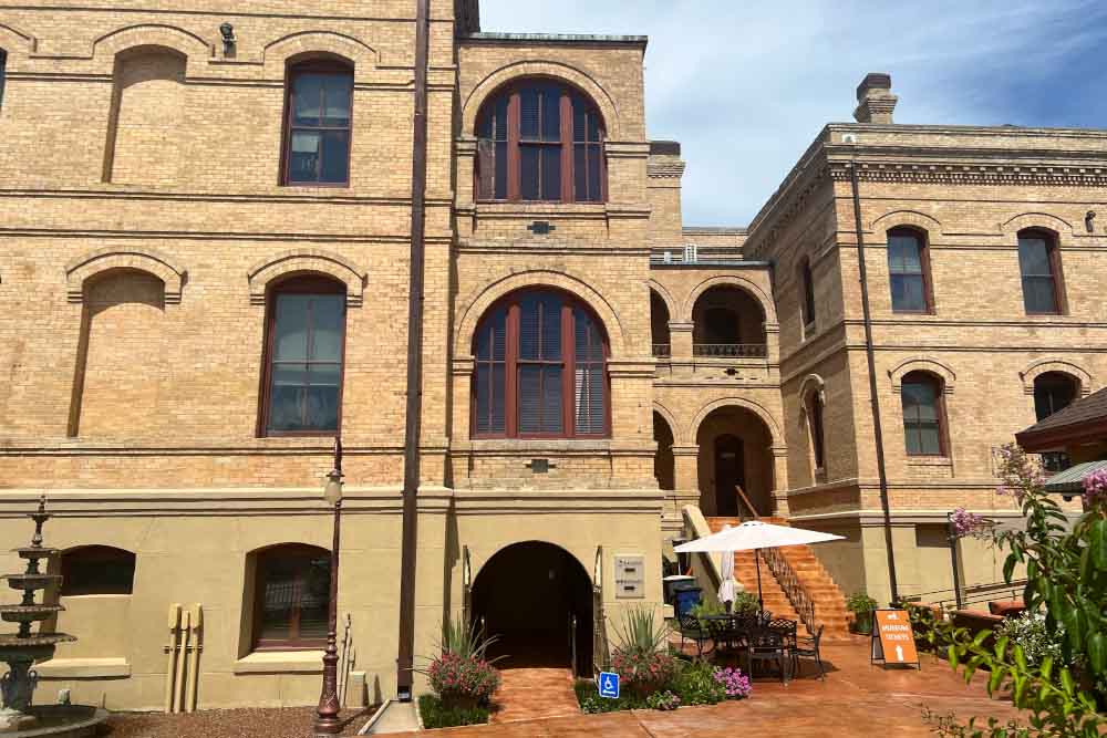 The Bryan Museum - History Museum of Texas and the American West