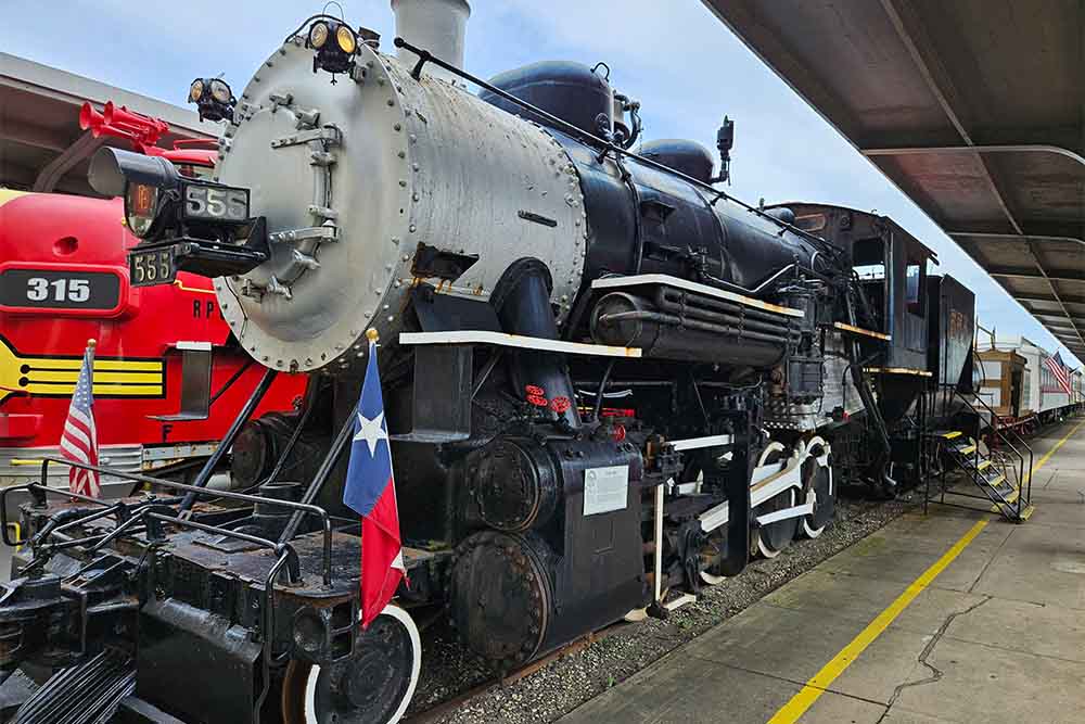 Railroad Museum - Collection of Engines, Boxcars & Passenger Cars