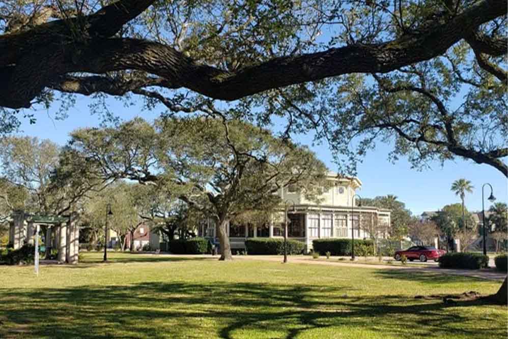 Central Neighborhoods - History, Culture, Museums, Historic Homes