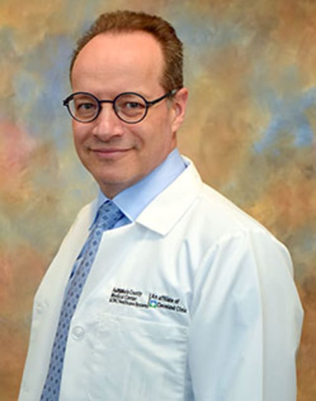 Robotic-assisted surgery is popular choice for hernias | Ashtabula ...