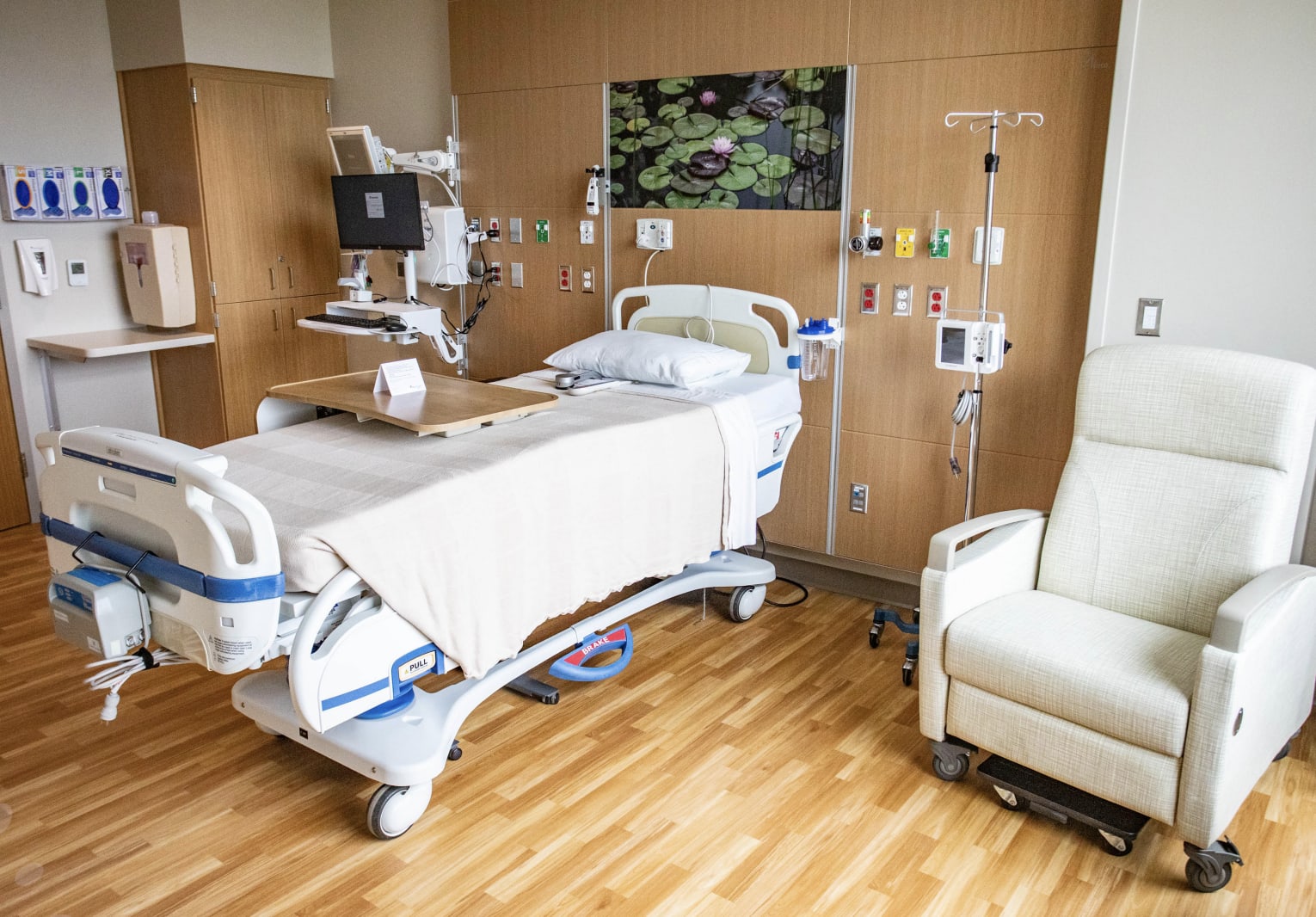 Crystal Lake photo gallery | Mercyhealth