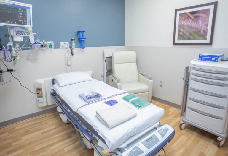 Crystal Lake photo gallery | Mercyhealth