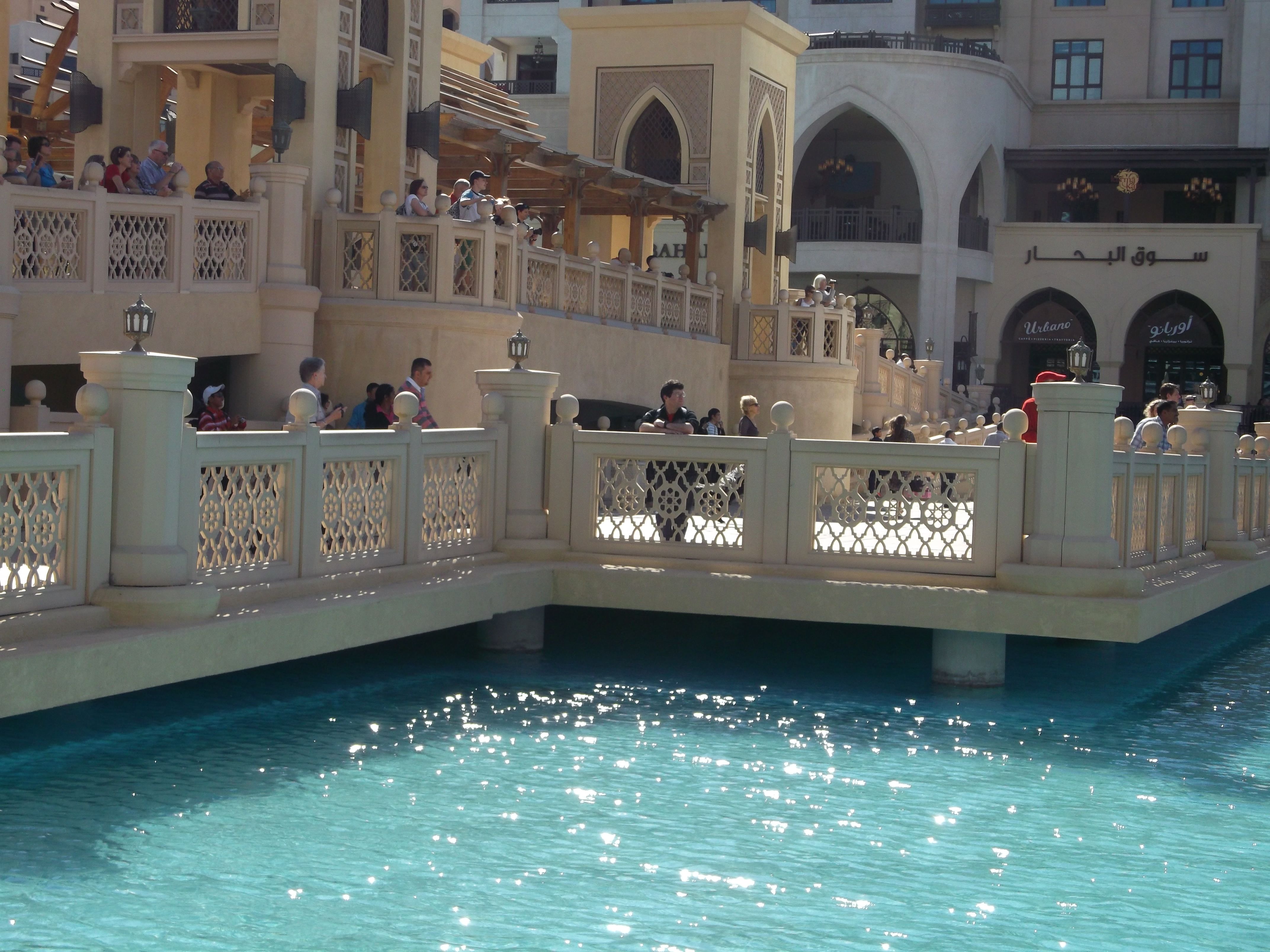 7000 Wonders-A Desert Mirage