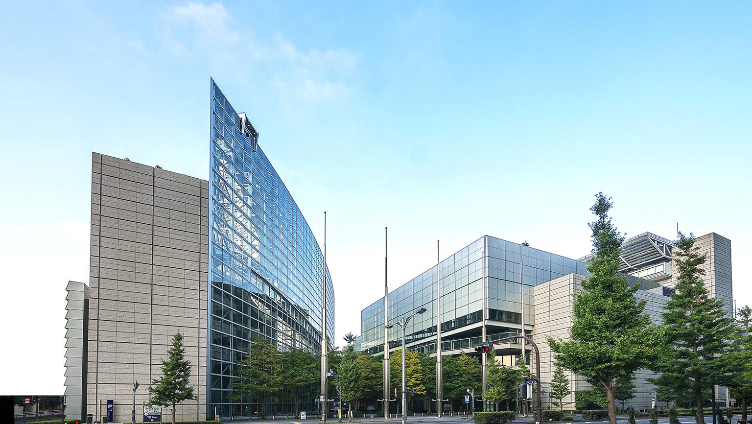 Explore Tokyo International Forum: Poker and Events