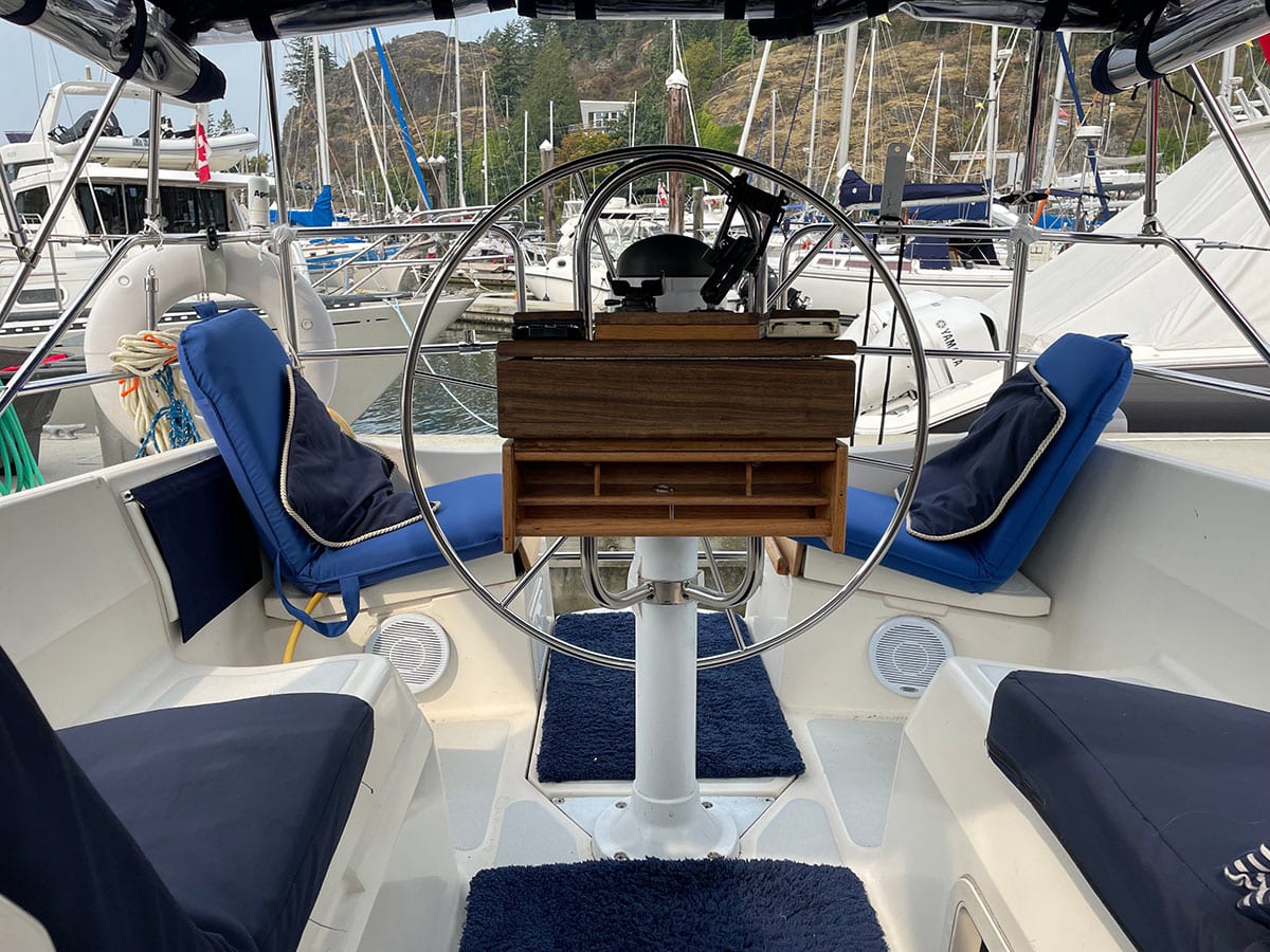 Thunderbird Marinewildwind-pedestal-IMG_5186 - Thunderbird Marine