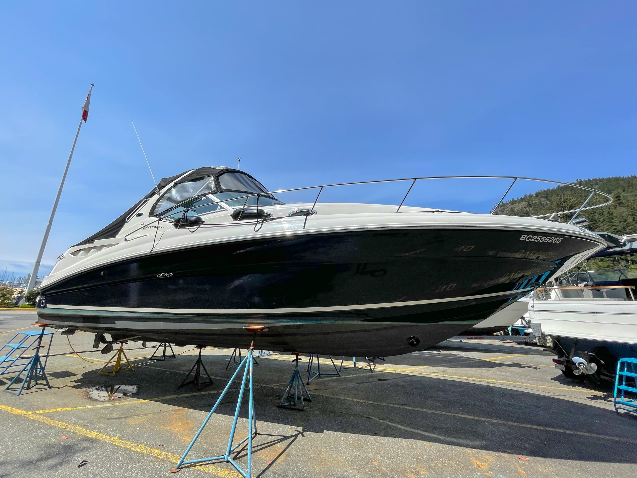 Thunderbird Marine32' 320 Sea Ray Sun Dancer - Thunderbird Marine