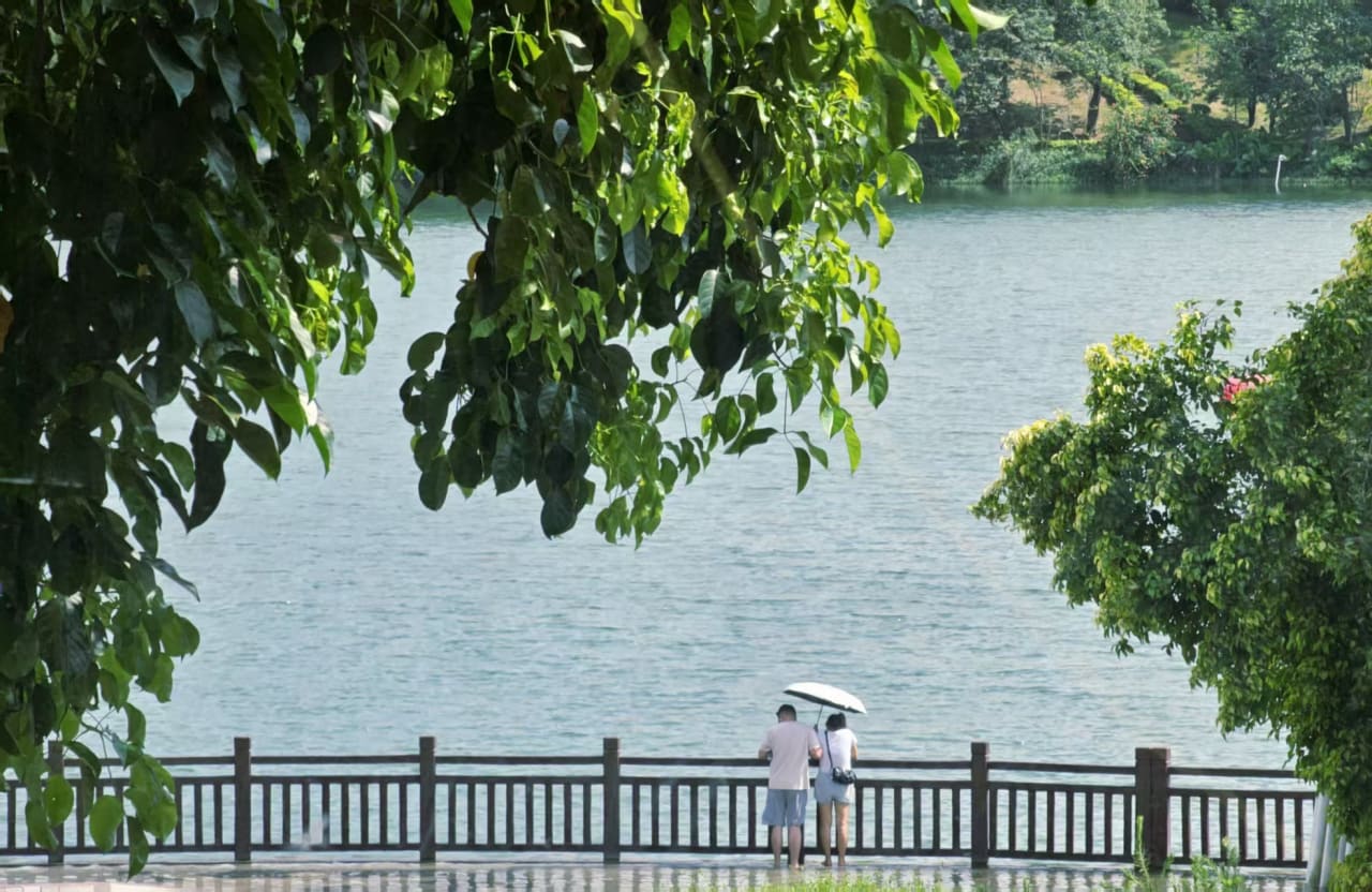 Visual Portfolio - Photography & AI Art — Penn Lam