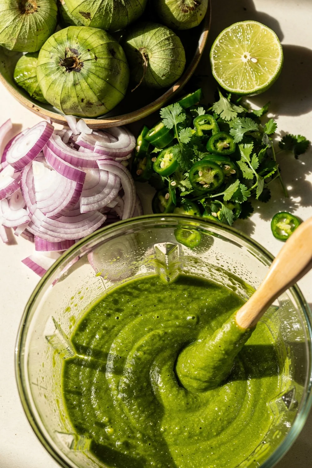 Ultimate Authentic Tomatillo Salsa Verde Recipe for Flavorful Dishes