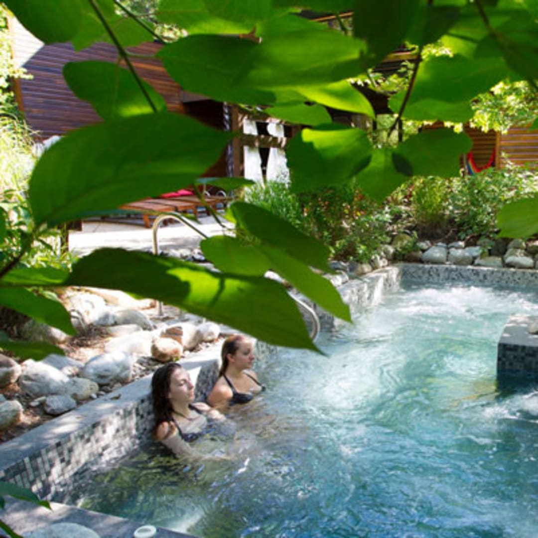 La Source Bains Nordiques | Québec Vacances