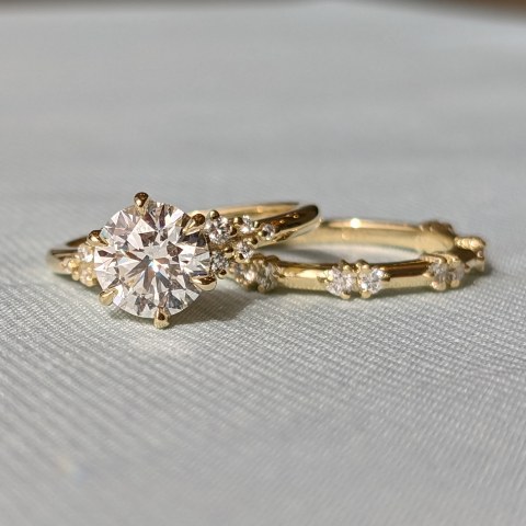 Dainty Engagement Rings NZ: The Design Guide | Four Words
