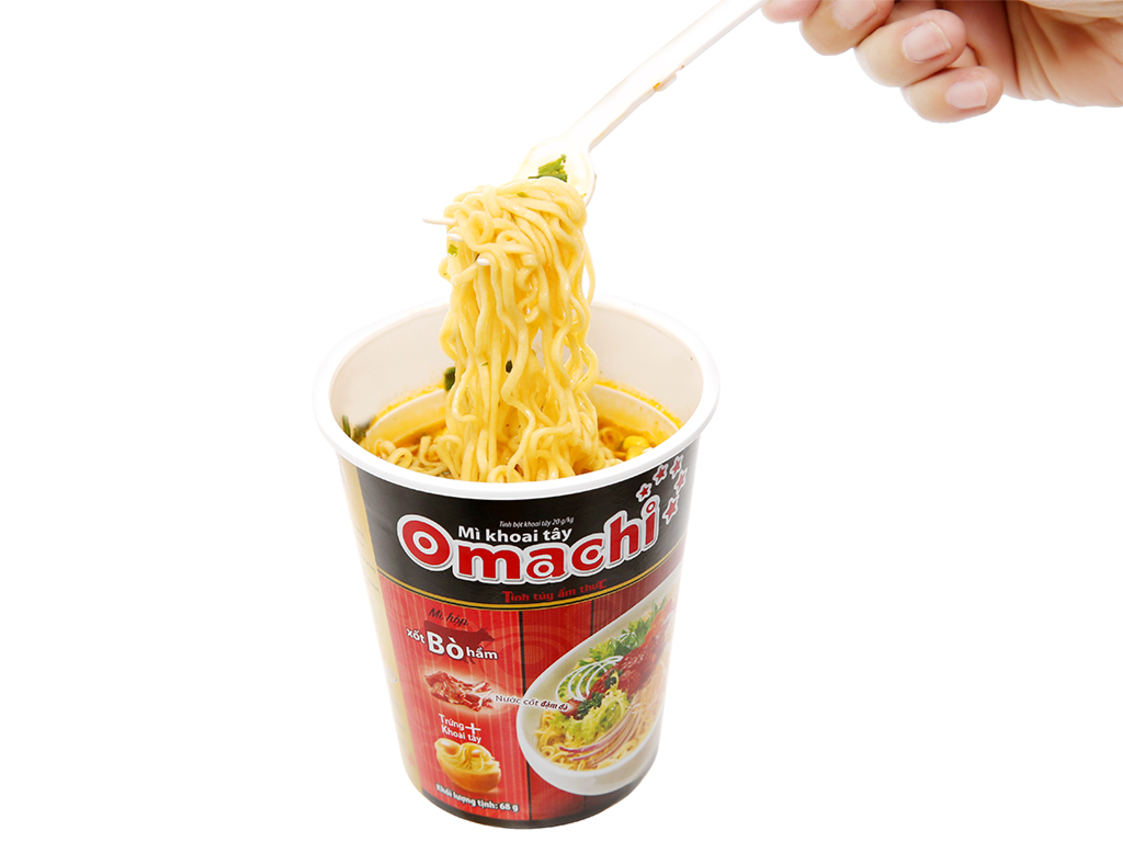 Omachi Potato Noodles with Stewed Beef Sauce 68g, Box of 12 Cups | Dakoli