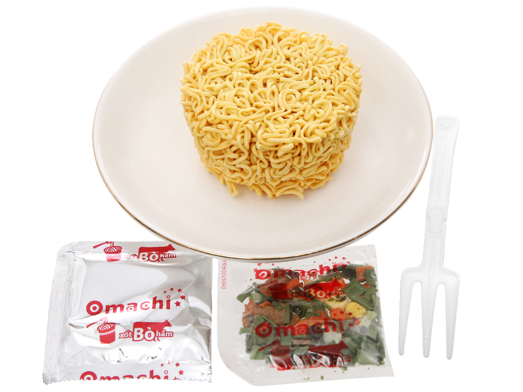 Omachi Potato Noodles with Stewed Beef Sauce 68g, Box of 12 Cups ...