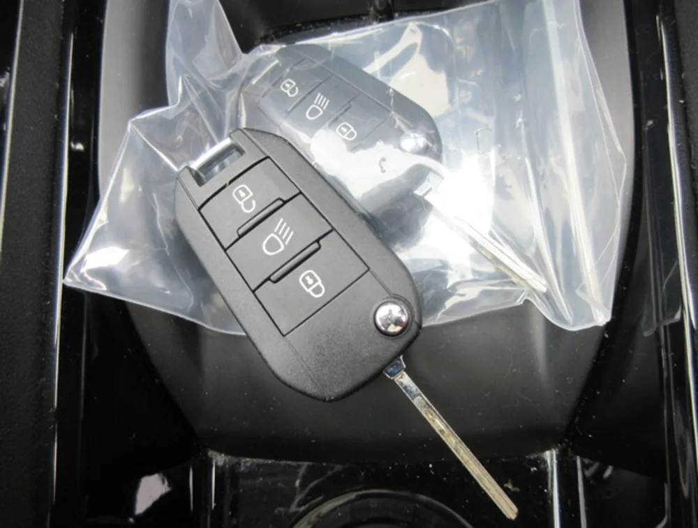 PEUGEOT 2008 GTLINE MOONROOF & price in Kenya - Best prices, fast delivery