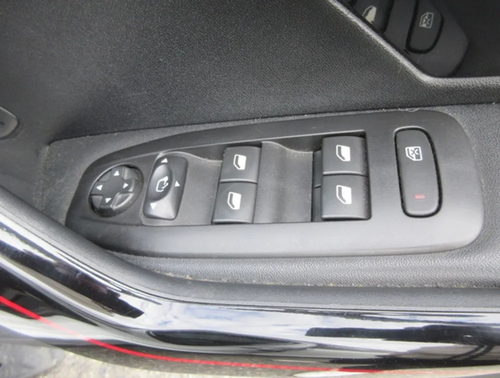 PEUGEOT 2008 GTLINE MOONROOF & price in Kenya - Best prices, fast delivery