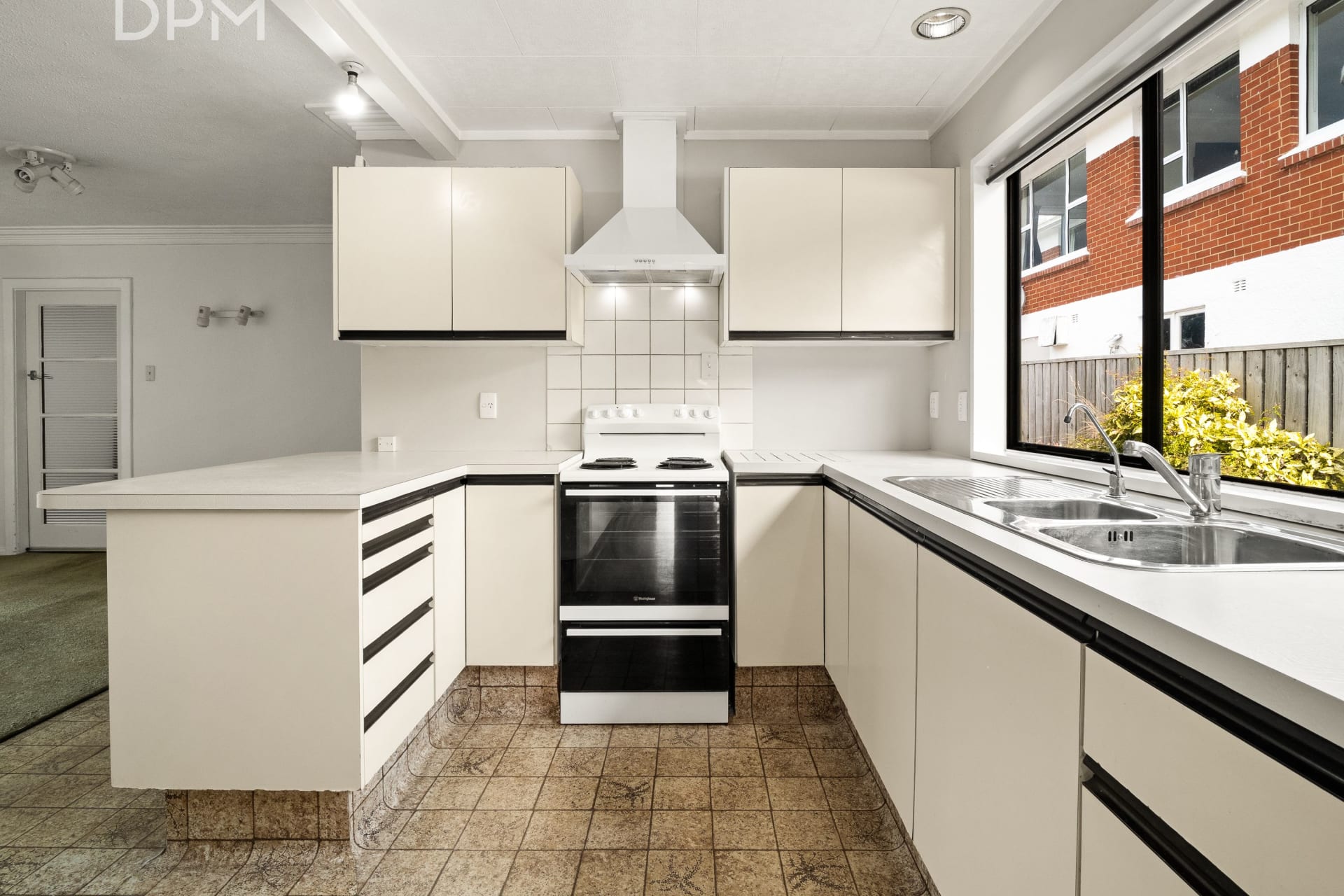 DPM - DERWENT 8 | HELENSBURGH
