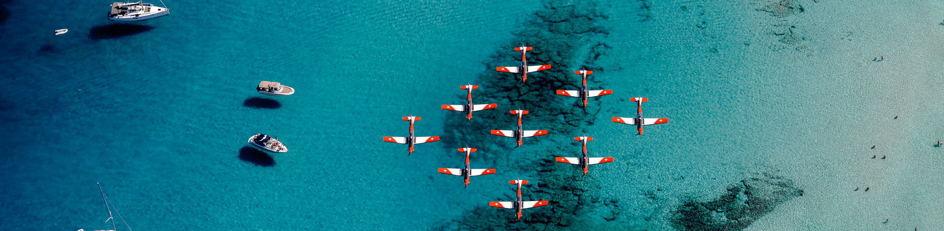 Swiss Air Force PC-7 TEAM | Start