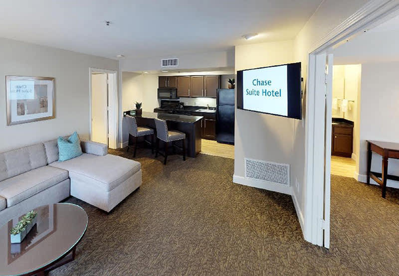 A Brea, CA Hotel Close To It All - Chase Suite Hotel Brea