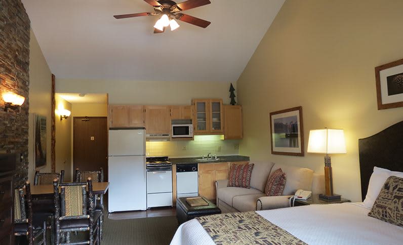 Blanchard Rooms Photo Gallery - Stoneridge Resort