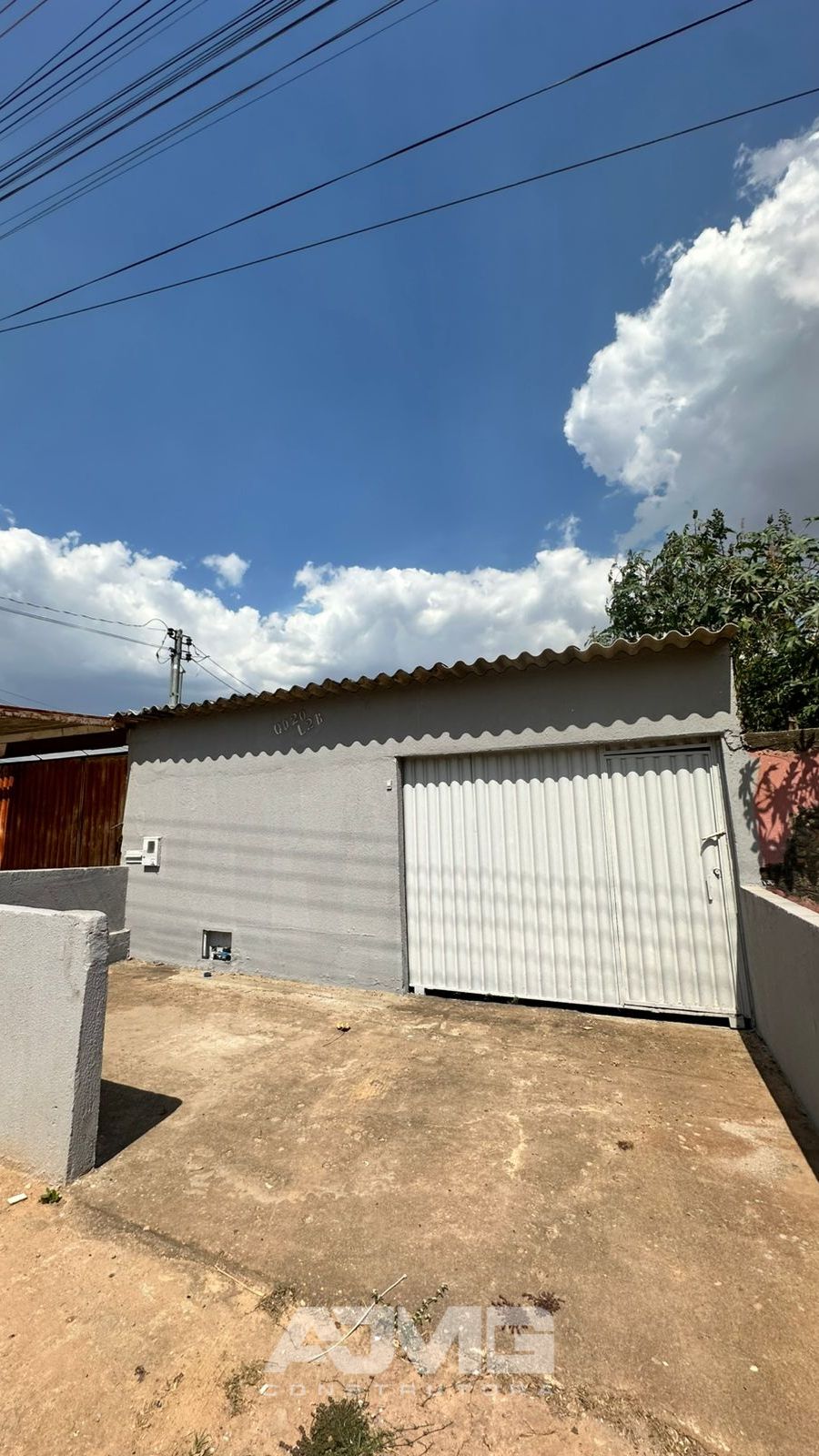Casa com 3 Quartos e Quintal com Churrasqueira | AJMG Construtora