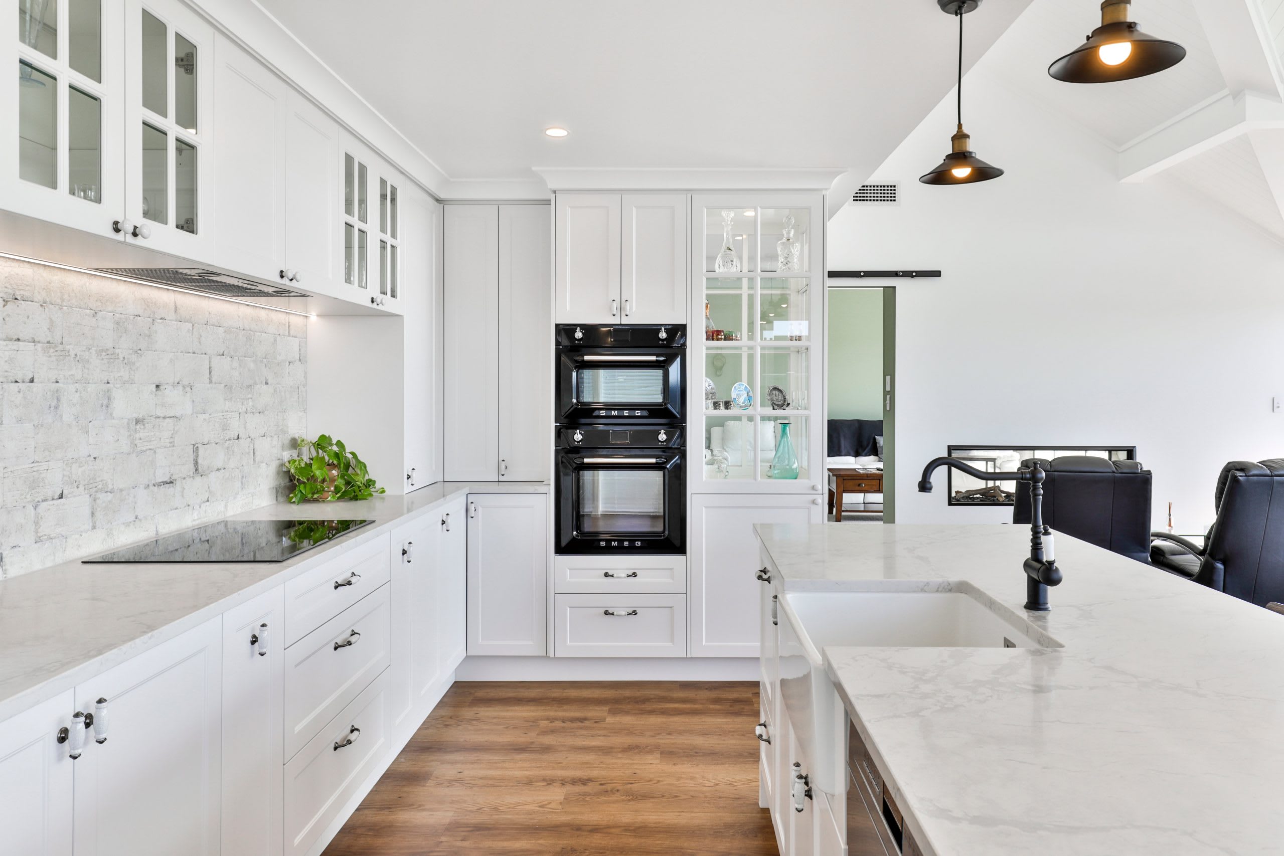 Top tips for planning the perfect kitchen layout - Trends Property
