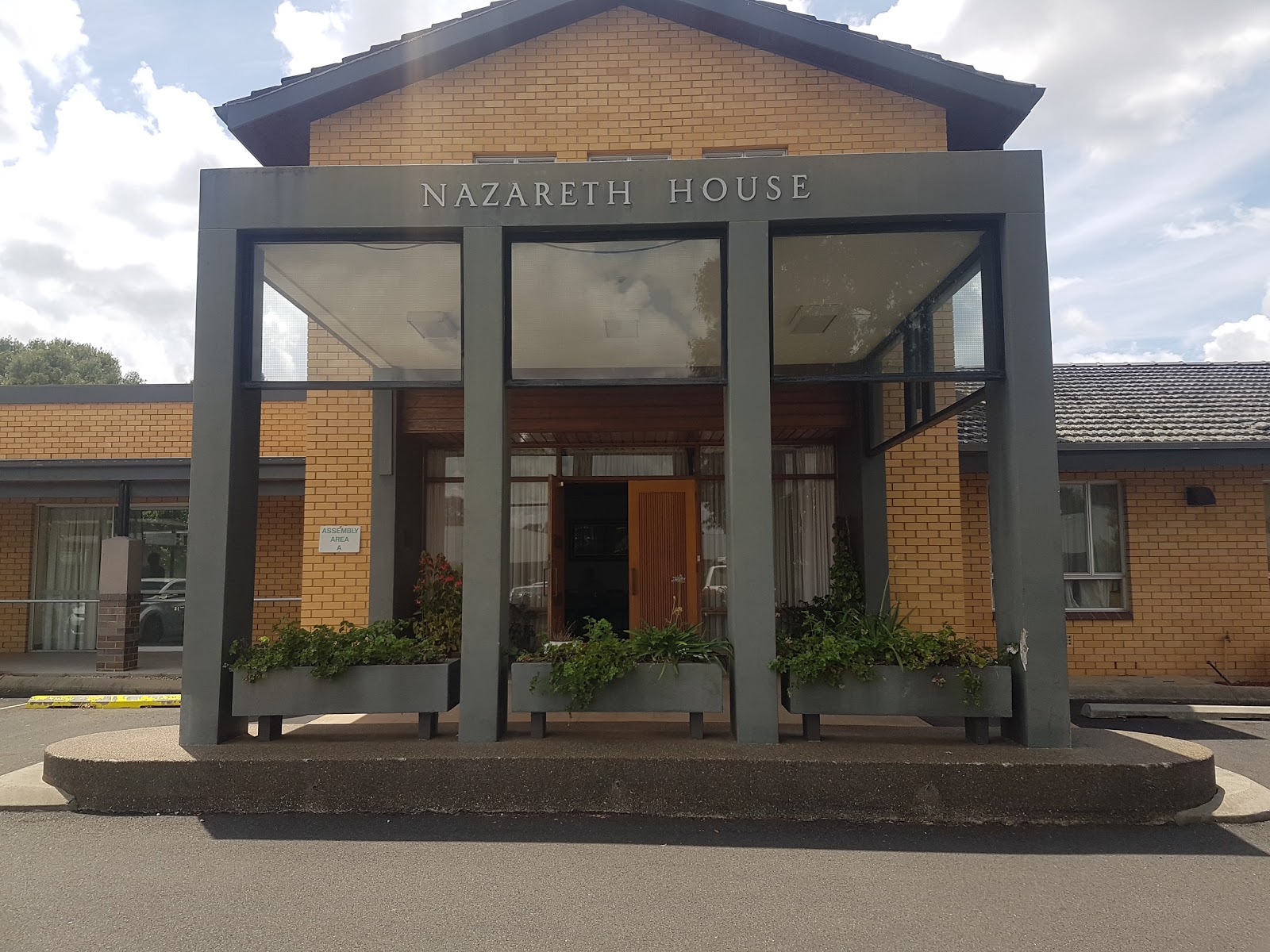 Nazareth House Tamworth - Aged Care Home in Oxley Vale | Caring Co
