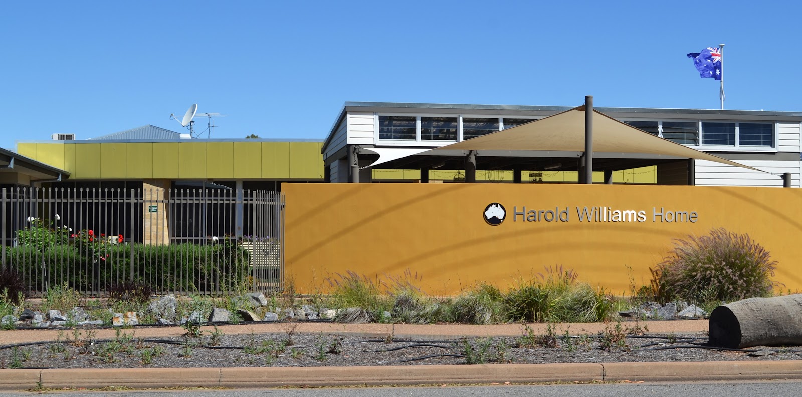 Aged Care Homes In Broken Hill - Reviews, Availability, Rooms | Caring Co