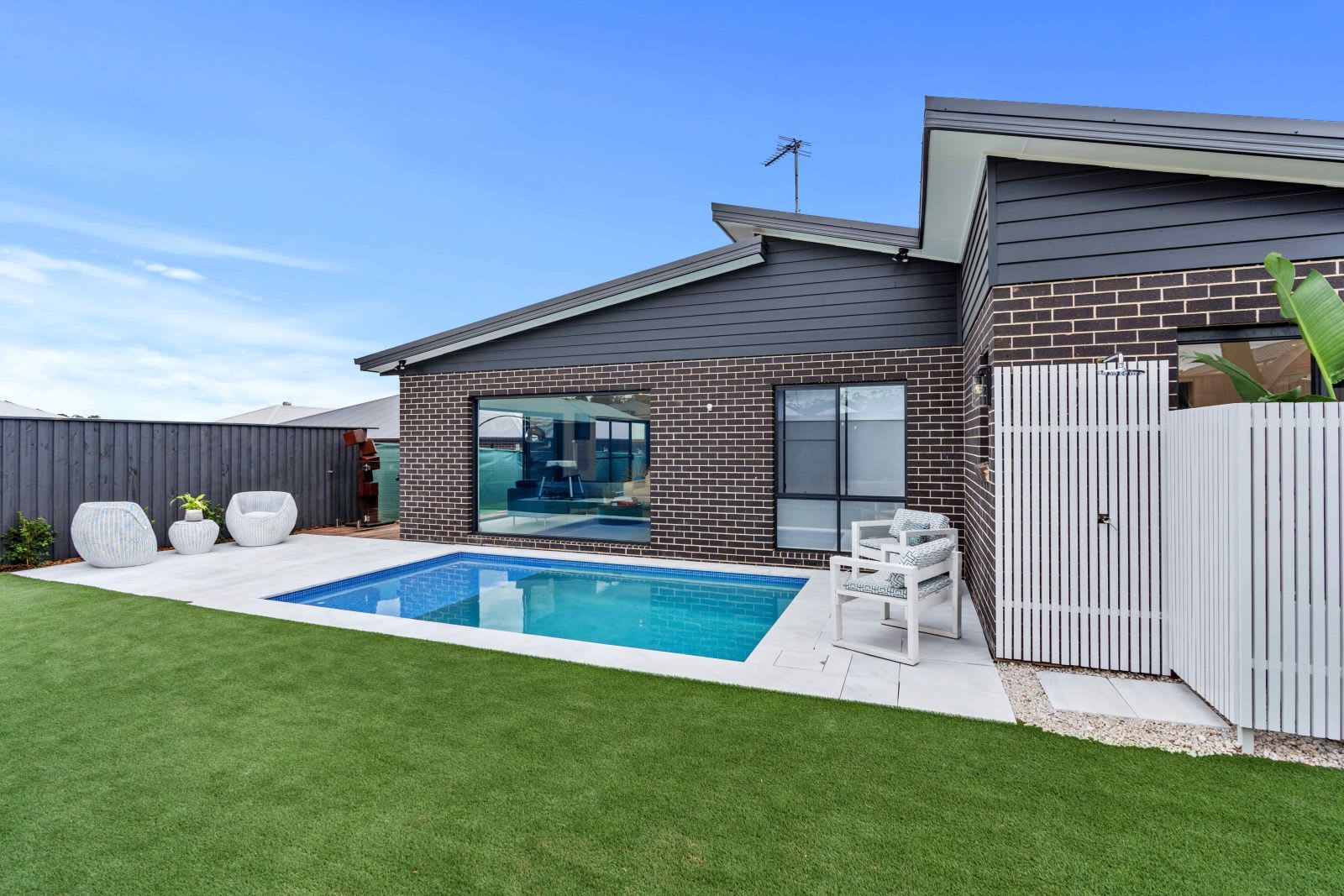 Home Exterior Gallery - Crangan Bay