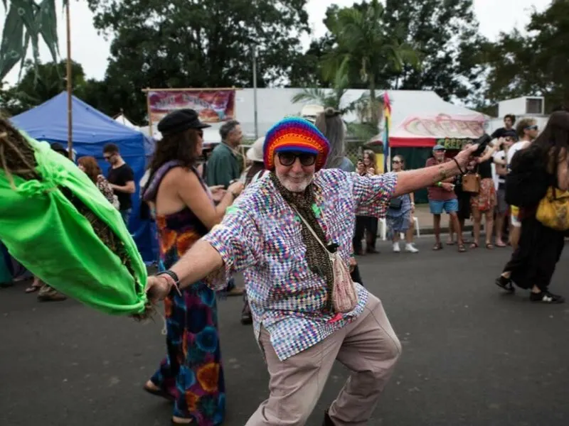 Happy Coach Nimbin Day Tour | Happy Travels