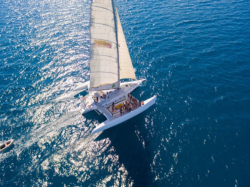 Avatar Whitsundays Sailing Adventure | Happy Travels