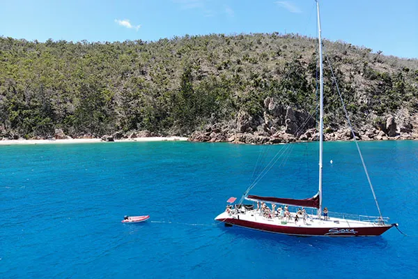 Siska Whitsundays Maxi Sailing Adventure | Happy Travels