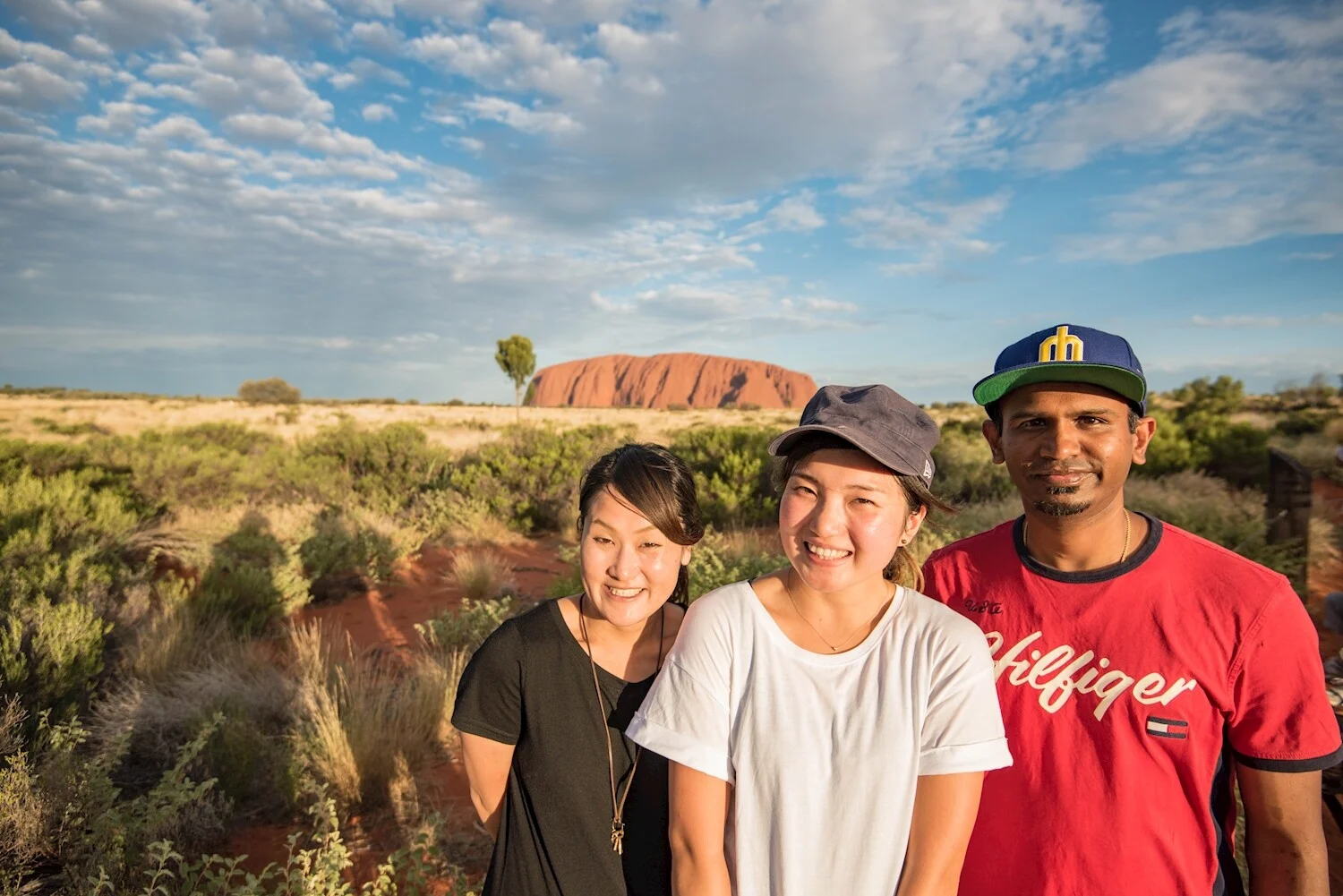 Overnight Uluru Adventure Tour | Happy Travels