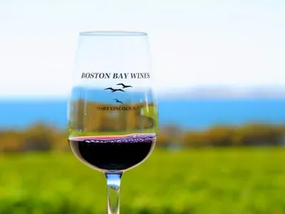 Coffin Bay Oyster & Wine Day Tour | Happy Travels
