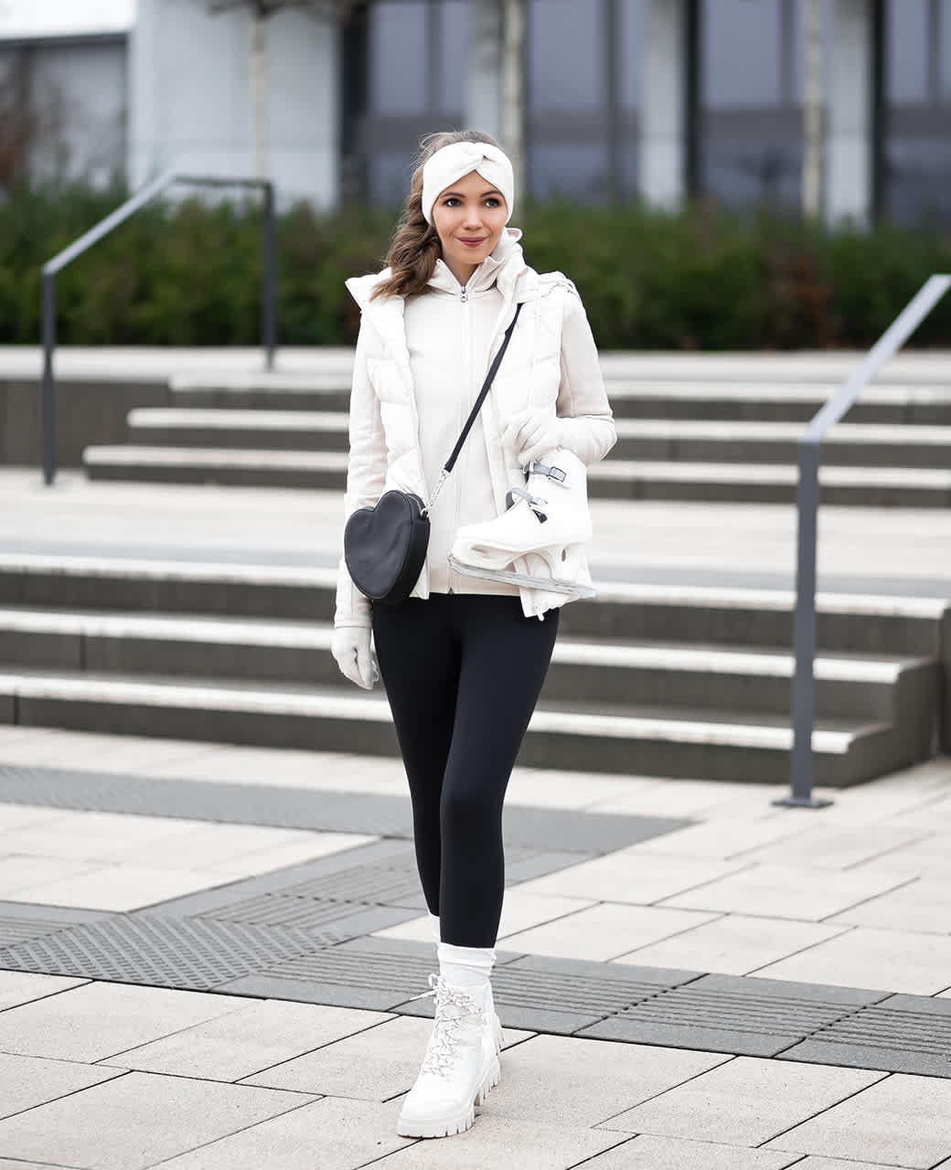 Das perfekte Winter Outfit zum Eislaufen | Shoe Fashion