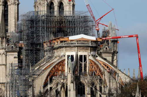 Building The Notre Dame Cathedral in Paris, France