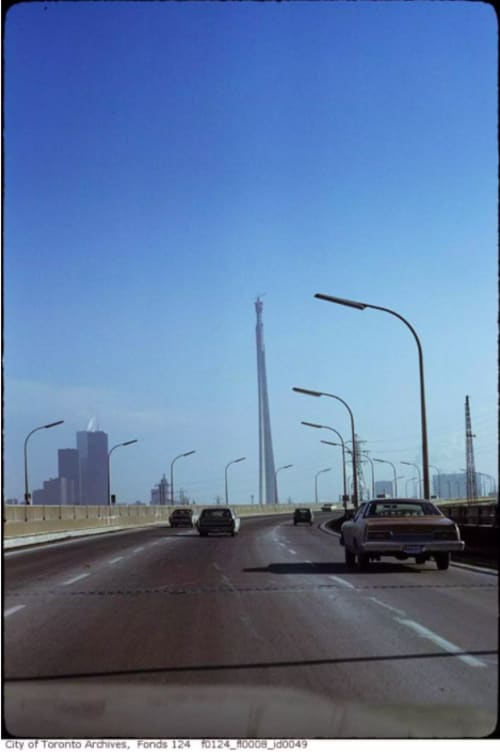 Building the CN Tower: History & Facts | DOZR