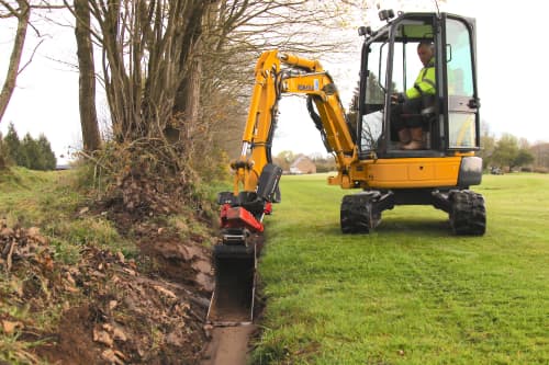 Top 10 Mini Excavator Attachments to Rent for 2021 | DOZR