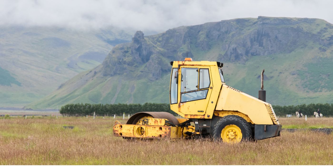 Top 5 Safety Tips For Padfoot And Smooth Rollers Operators